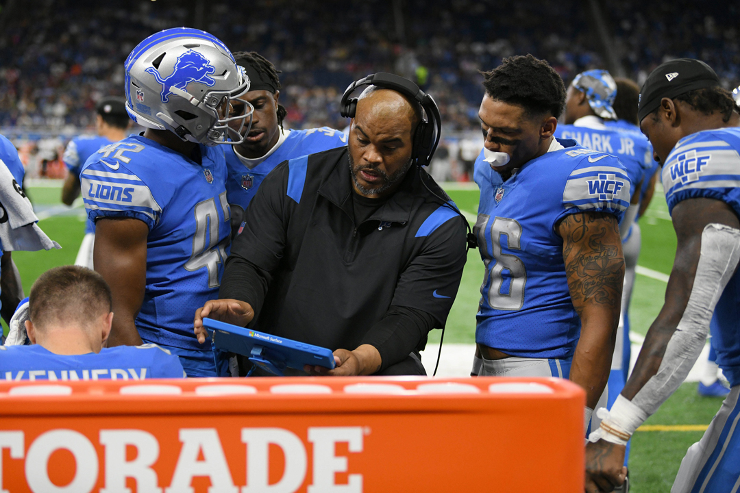 Duce Staley explains leaving Detroit Lions - Sports Illustrated Detroit ...