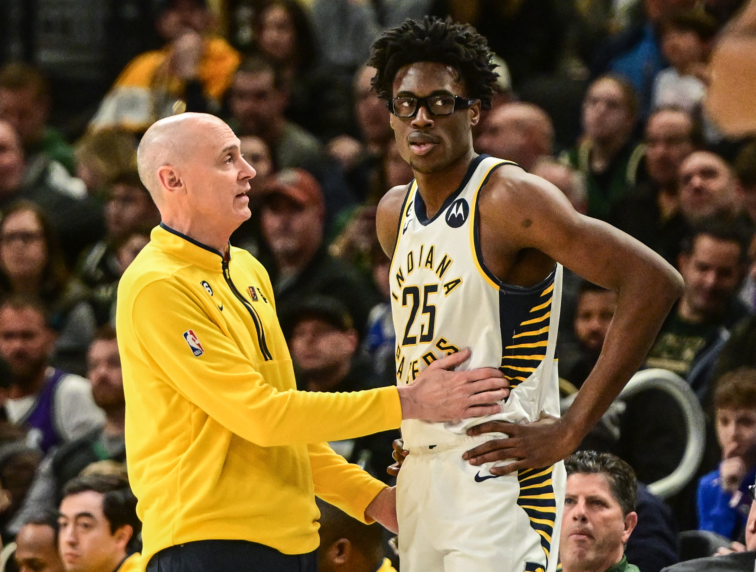 Indiana Pacers head coach Rick Carlisle says it's 'very doubtful' anything happens at NBA trade ...