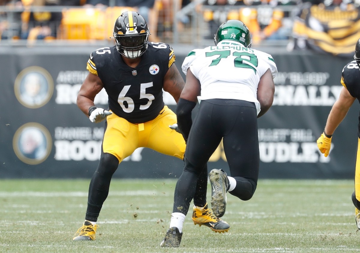 Dan Moore Jr. Smashes $18M Contract, Becomes Most Hired Lineman In NFL ...