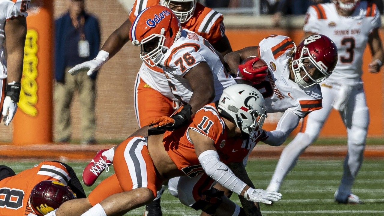 Florida OT Richard Gouraige Among PFF's Top-Graded Senior Bowl Players ...