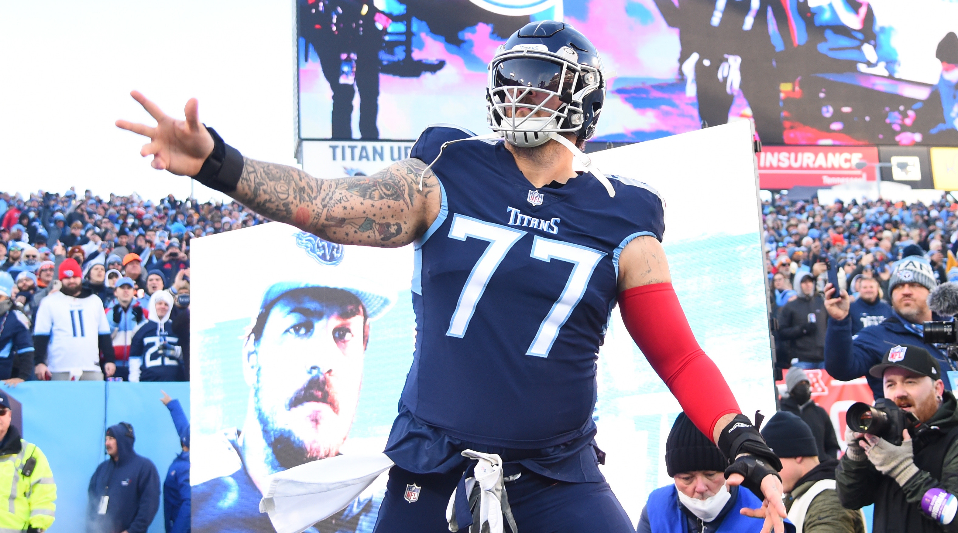 Titans’ Taylor Lewan Shares Surprising Outlook on Future in Football ...