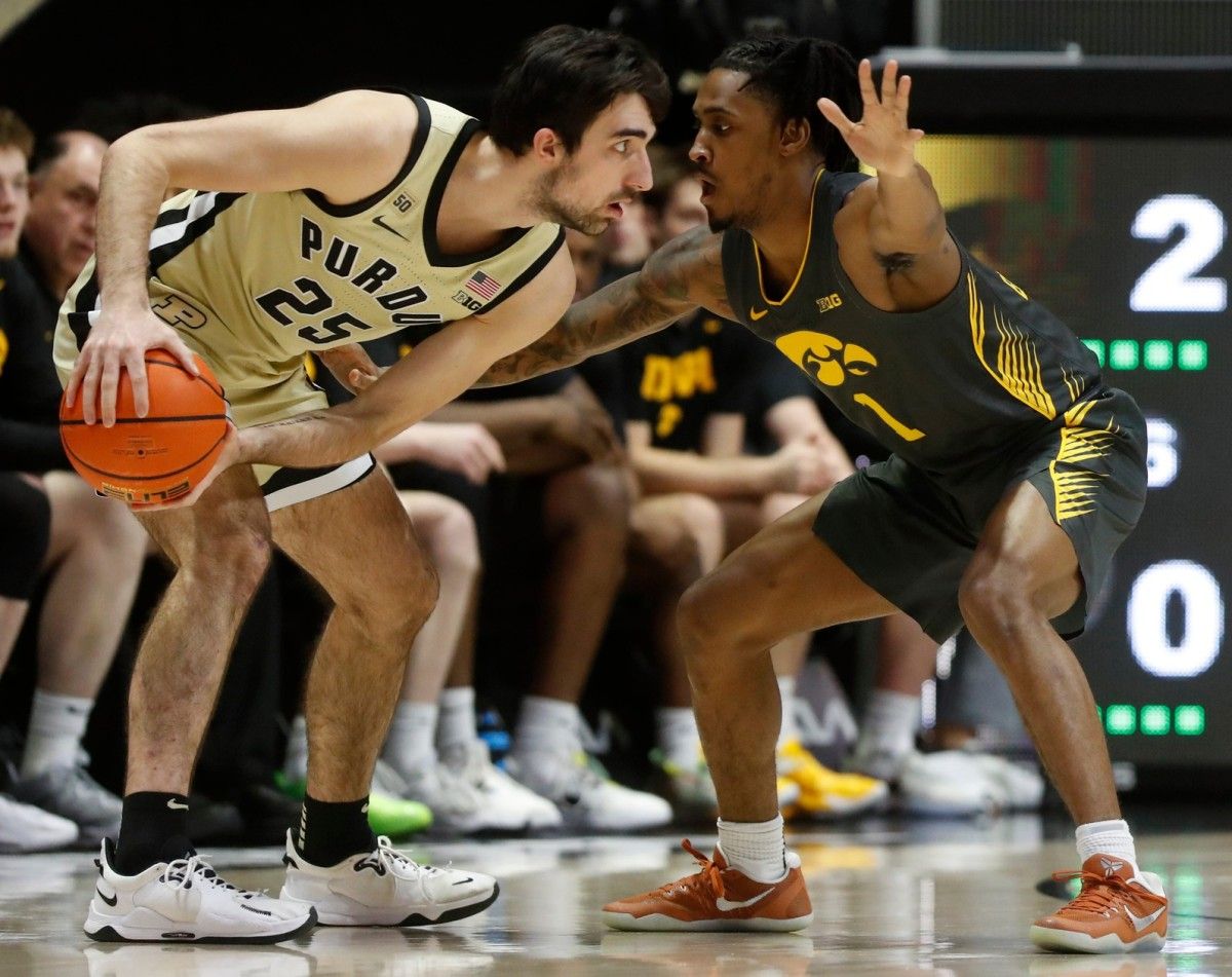 PHOTO GALLERY: Purdue Thwarts Iowa Comeback Hopes at Mackey Arena ...