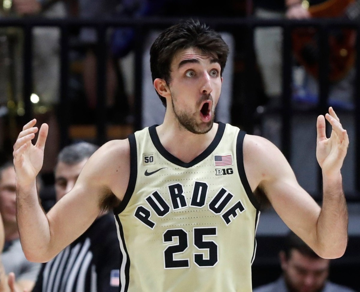 PHOTO GALLERY: Purdue Thwarts Iowa Comeback Hopes at Mackey Arena ...