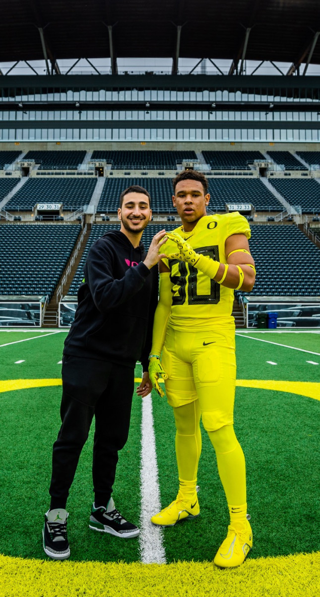 Oregon Recruiting: Edge Rusher Jaxson Jones Locked in With Oregon ...
