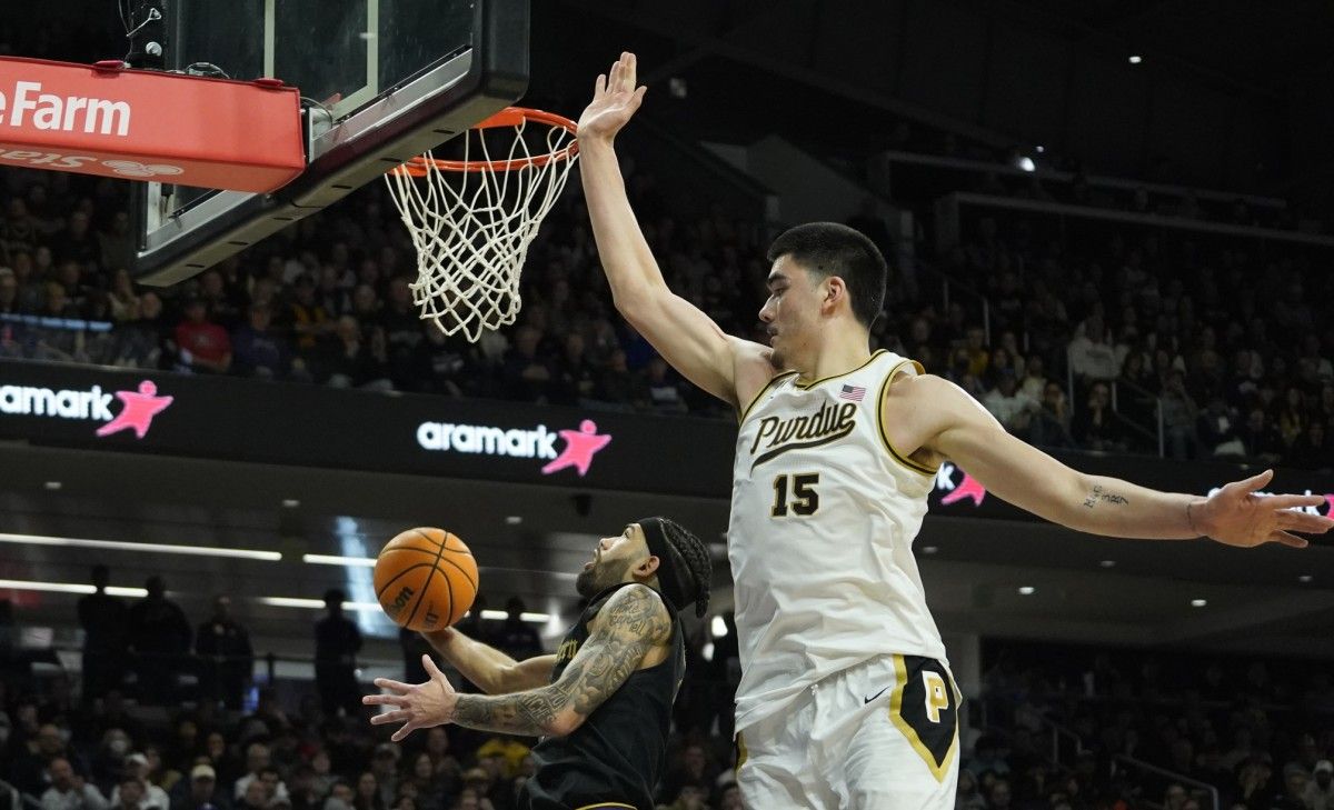 PHOTO GALLERY: Purdue Falters Down the Stretch in 64-58 Loss to ...