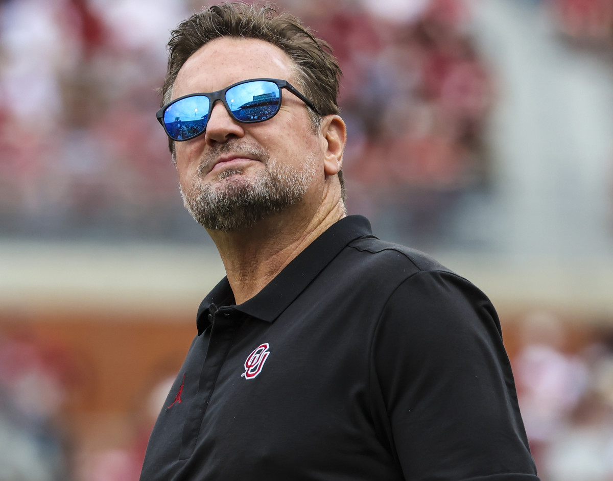 Bob Stoops Says Criticism of Oklahoma Softball Celebrations is ...