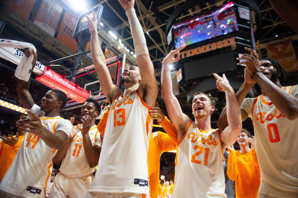 Tennessee Volunteers Basketball Ends Perfect SEC Record For Alabama ...