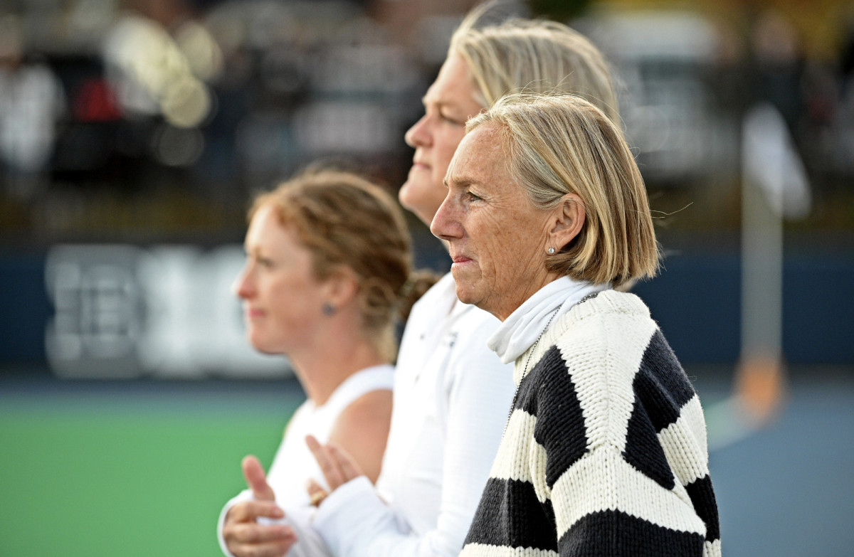 Penn State Field Hockey Coach Char Morett-Curtiss Retires After 36 ...