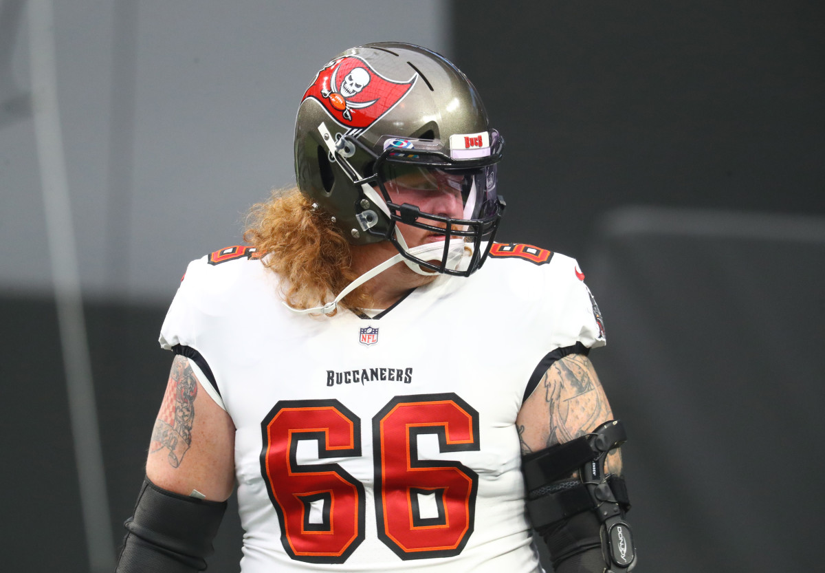 Buccaneers’ Center Starting New Career Outside of Football - Tampa Bay ...