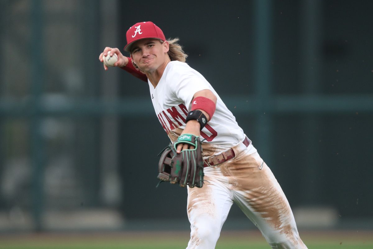 Alabama’s Andrew Pinckney Named SEC Co-Scholar of the Year - Sports ...