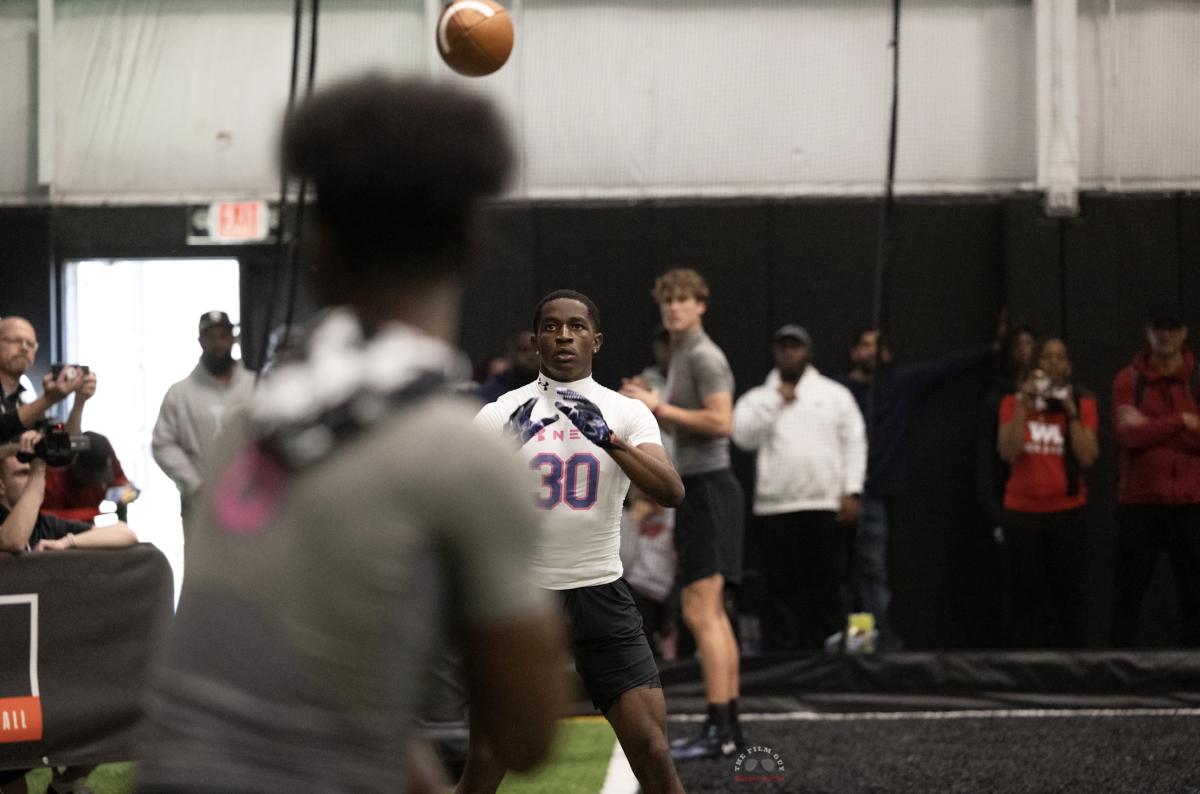 Mike Matthews Is A Must-See For Tennessee Football - Sports Illustrated ...