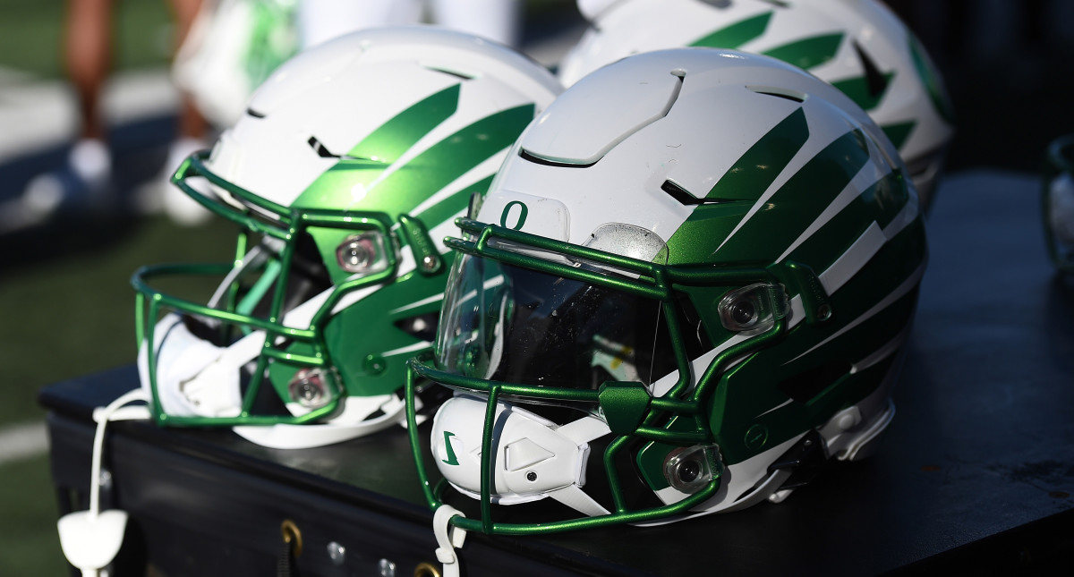 Oregon Football: Getting to Know Oregon Football's New Inside ...