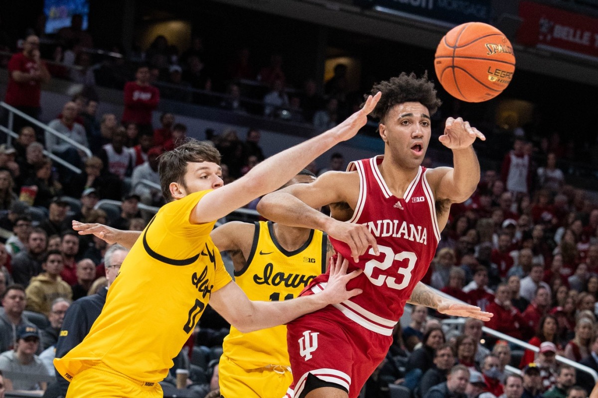 LIVE BLOG: Follow Indiana's Game Against Iowa in Real Time - Sports ...