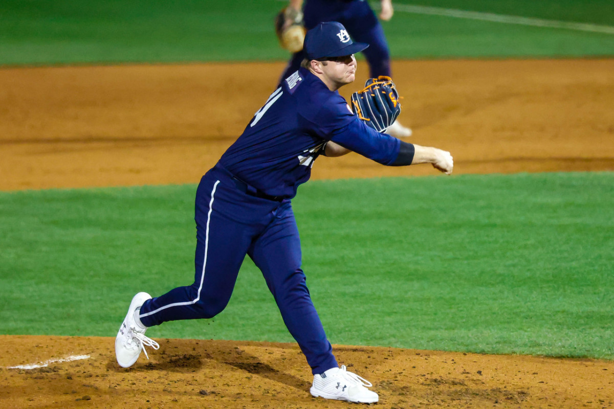 The best shots from Auburn baseball's game-one win vs Lipscomb - Sports ...
