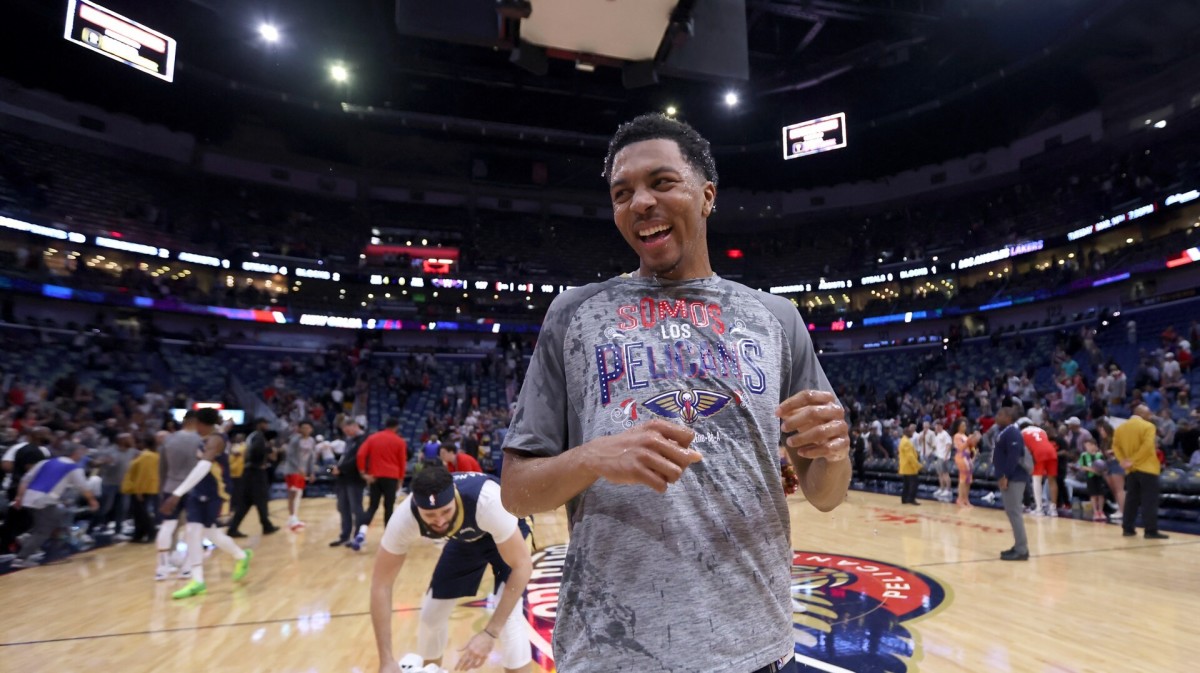 Trey Murphy III Drains Nine Threes, Scores Career-High 41 Points ...