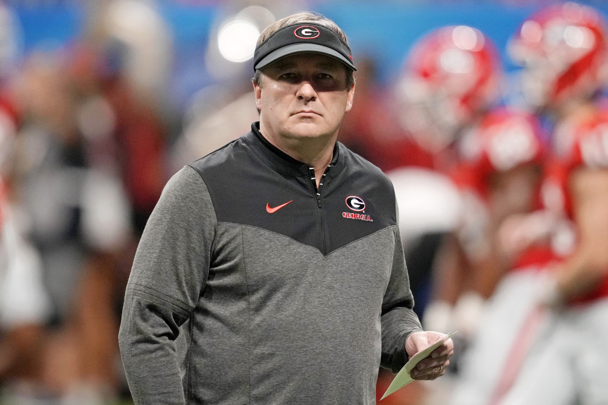 Kirby Smart Provides First Update on 2023 Starting QB Battle for ...