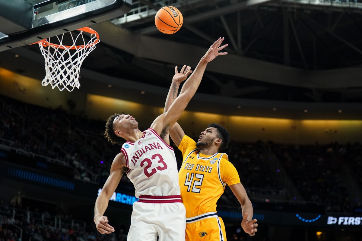 PHOTO GALLERY: The Best Photos From Indiana's Win Over Kent State - Sports Illustrated Indiana ...