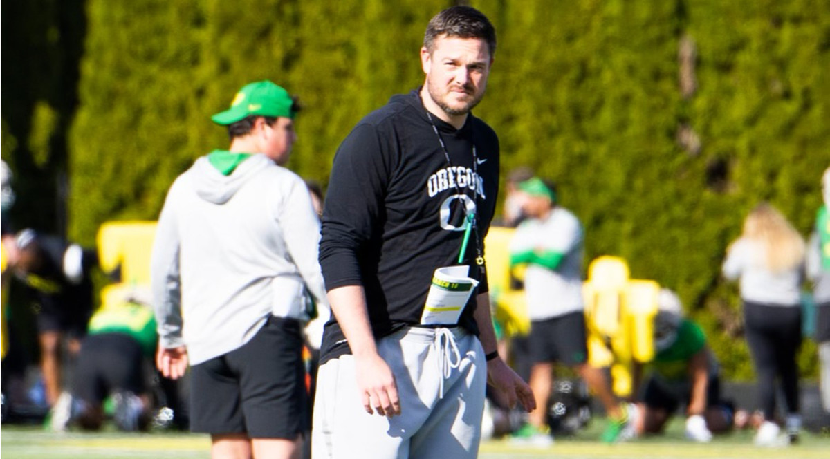 WATCH: Dan Lanning's Takeaways From Oregon's Second Spring Practice ...