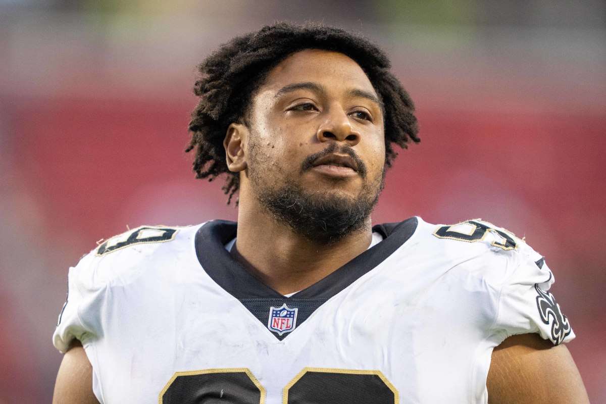 Shy Tuttle Signs With Carolina Panthers - Sports Illustrated Tennessee ...