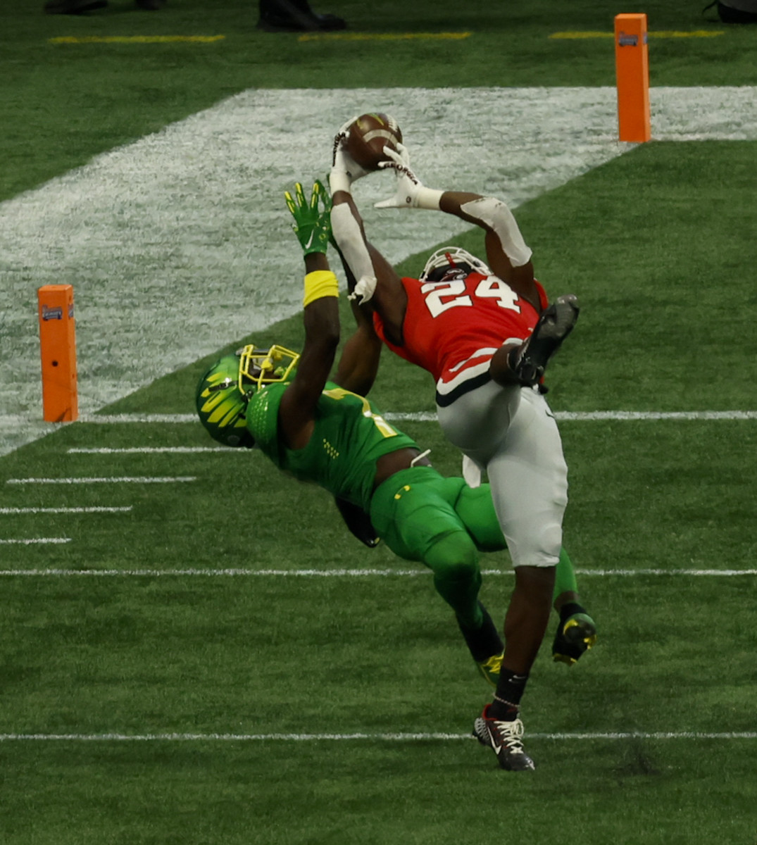 Georgia Football Safety Malaki Starks Will be a Valuable Defensive ...