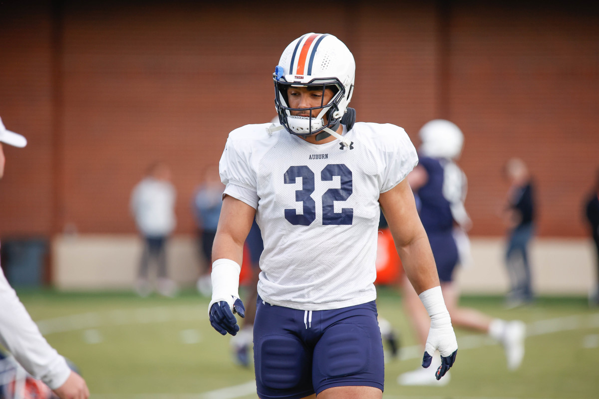 Predicting Auburn football's defensive depth chart entering fall camp ...
