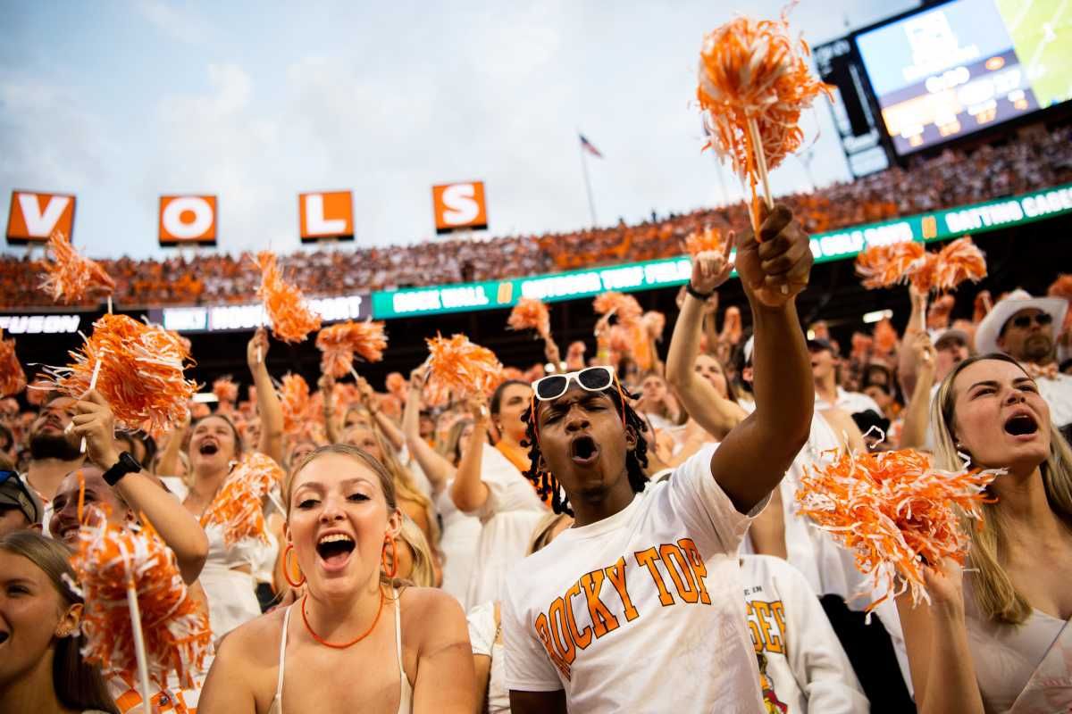 Neyland Stadium Is An Asset For Tennessee Football - Sports Illustrated ...