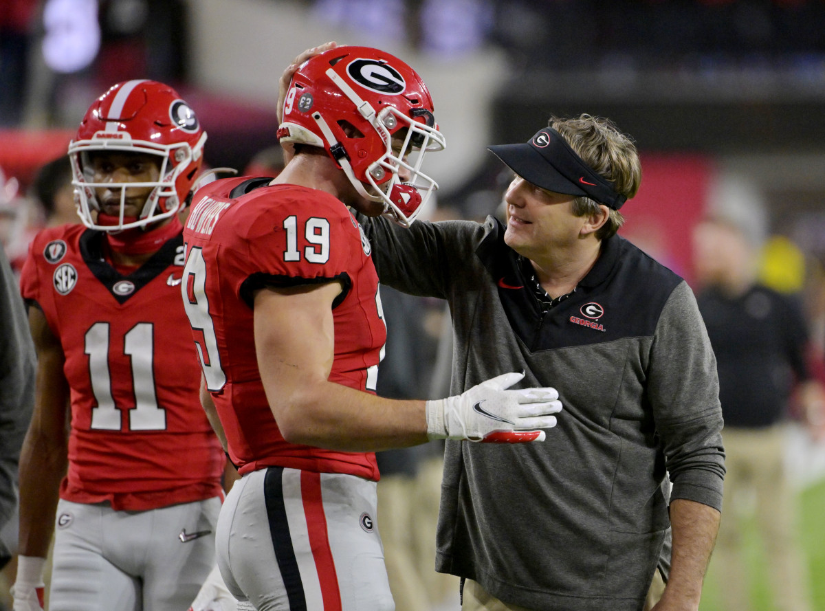 Bowers Embraces New Roles This Spring for Georgia Football - Sports ...