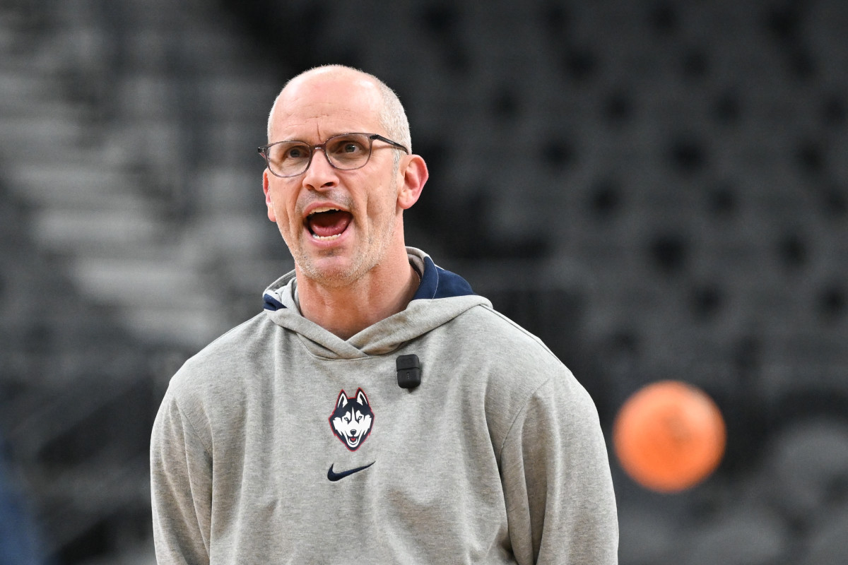 UConn's Dan Hurley on Gonzaga's offense: 'Our defense will face its ...