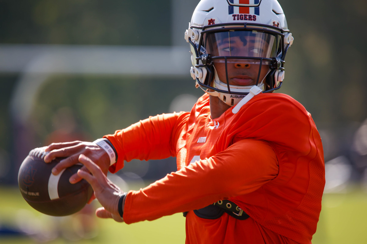 GALLERY: Photos from Auburn football's Monday spring practice - Sports ...