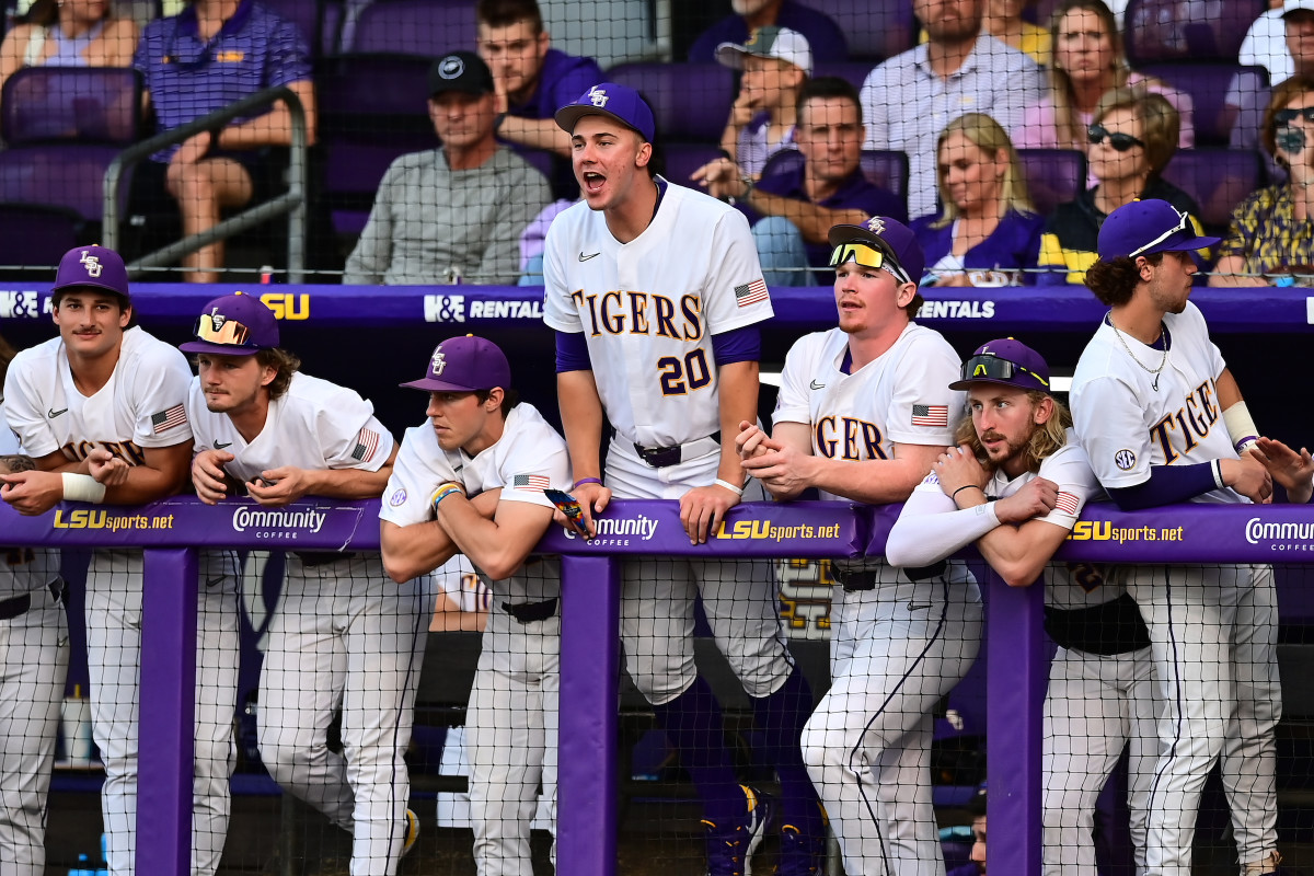 No. 1 LSU Loses First SEC Series, Falls to Auburn 12-2 in Game 3 ...