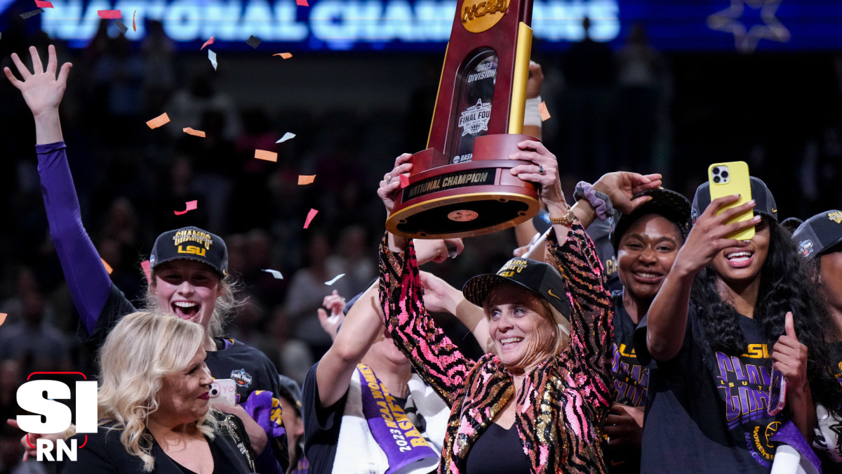 LSU Beats Iowa 102-85, Wins First Women's Basketball Championship ...