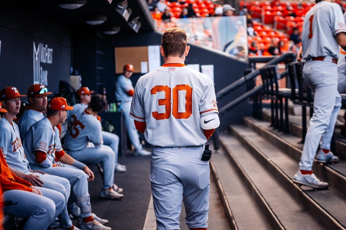 No. 21 Texas Longhorns vs. No. 17 Oklahoma State Cowboys: Live Game ...