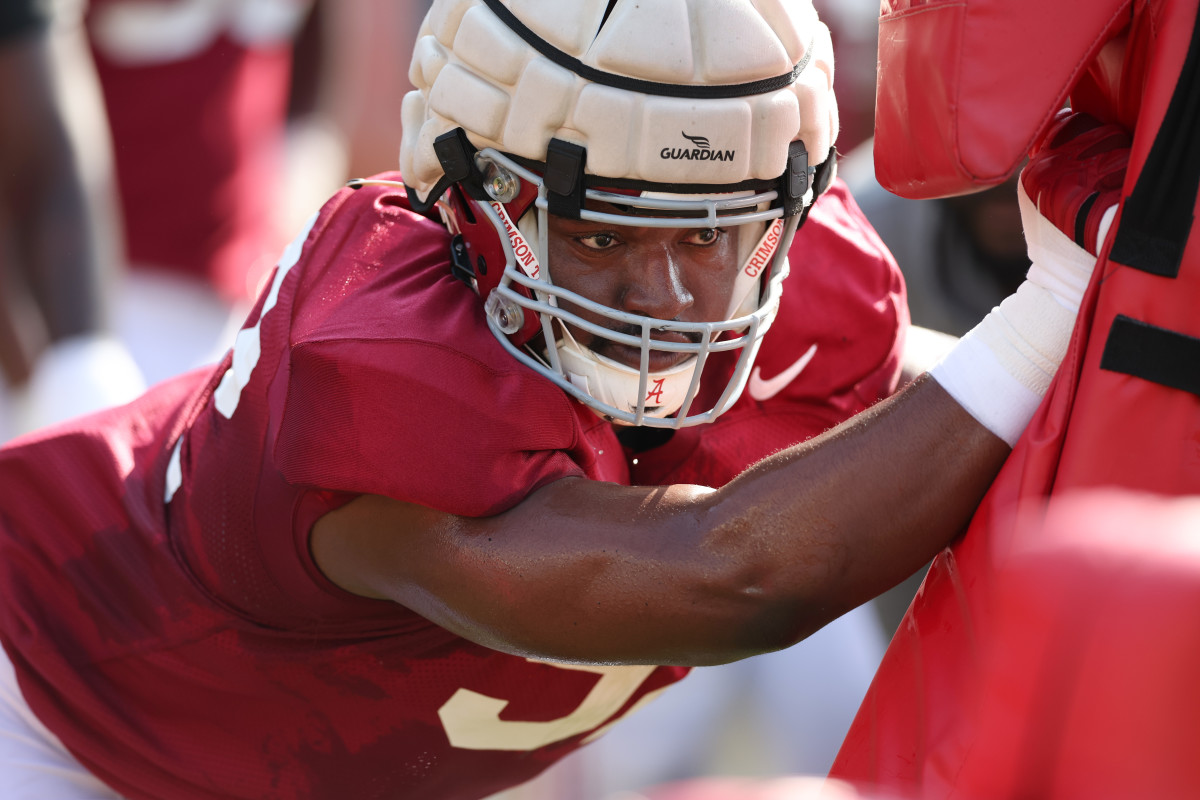 Alabama DL Justin Eboigbe Cleared from Neck Injury - Sports Illustrated ...