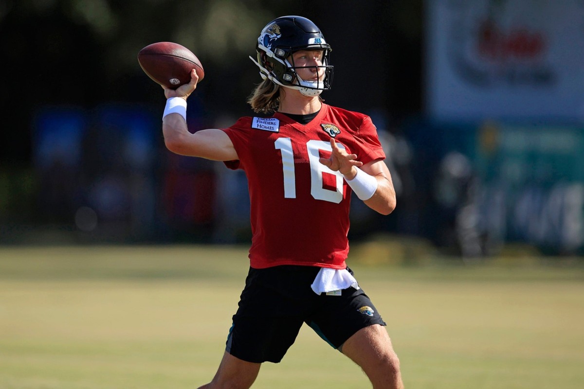 WATCH: Trevor Lawrence Holds Workout With Calvin Ridley, Evan Engram ...