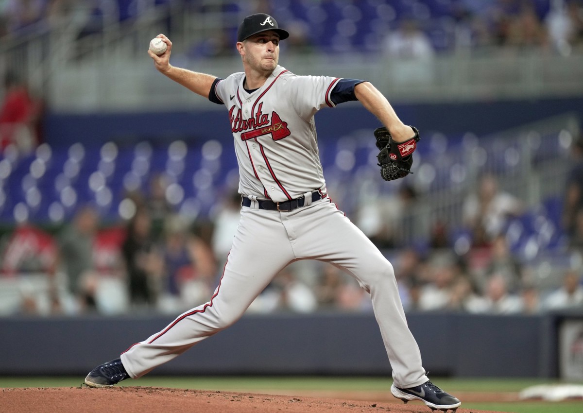 BREAKING: Texas Rangers Starting Pitcher to Miss Entire Season - Fastball