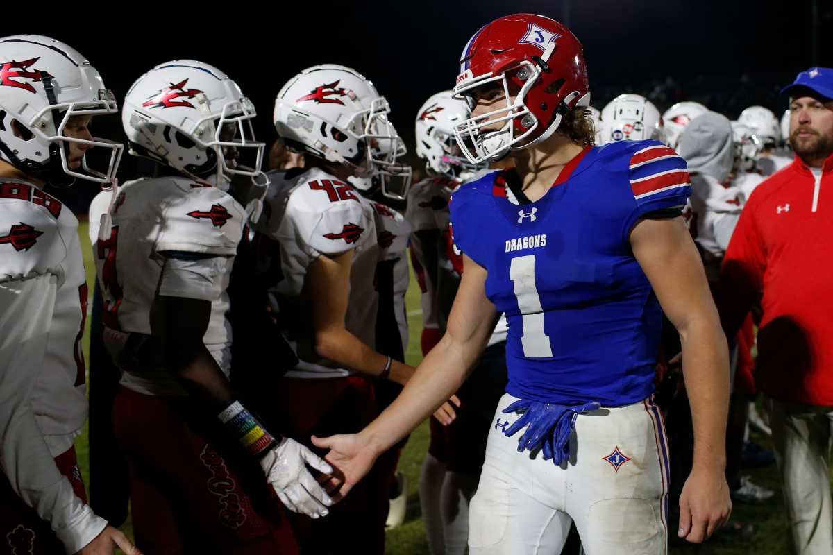 Sammy Brown Visits Tennessee Football - Sports Illustrated Tennessee ...