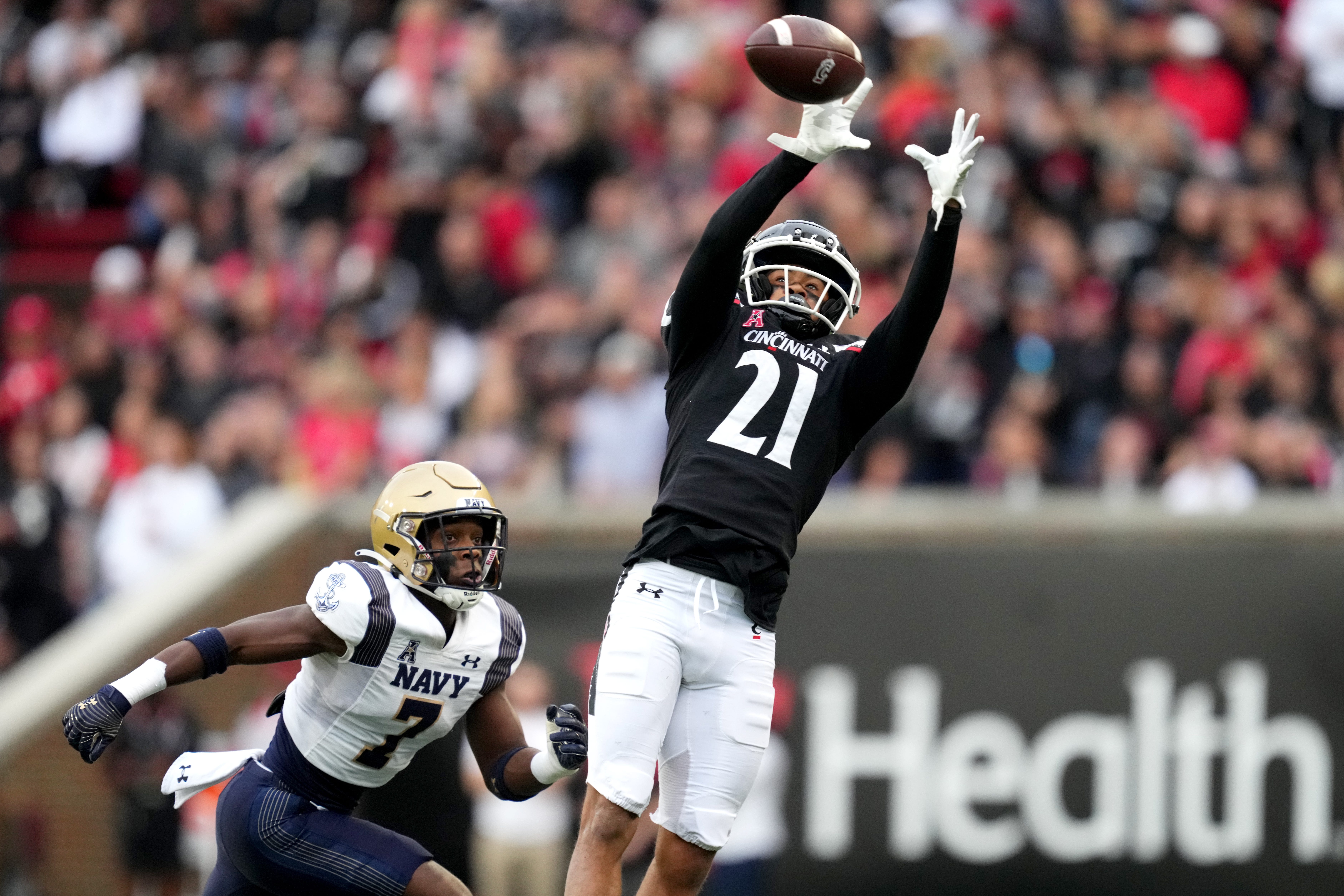 Cincinnati Wide Receiver Tyler Scott Reveals Top-30 NFL Draft Visit ...