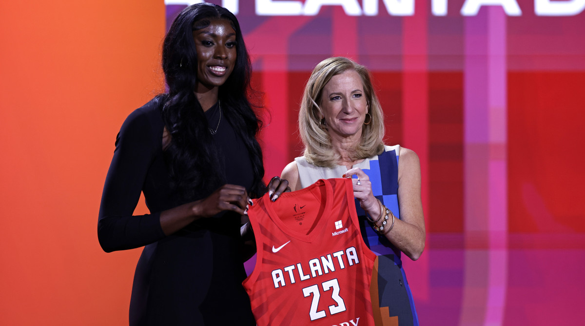 Laeticia Amihere goes from South Carolina bench to WNBA first-round ...
