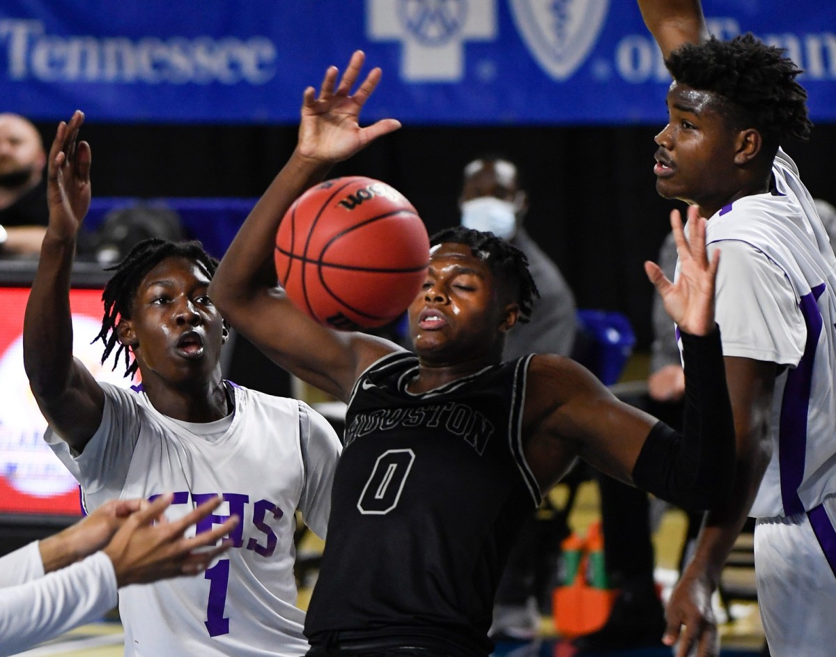 Kentucky Officially Offers 2024 4-Star Point Guard Ahmad Nowell ...