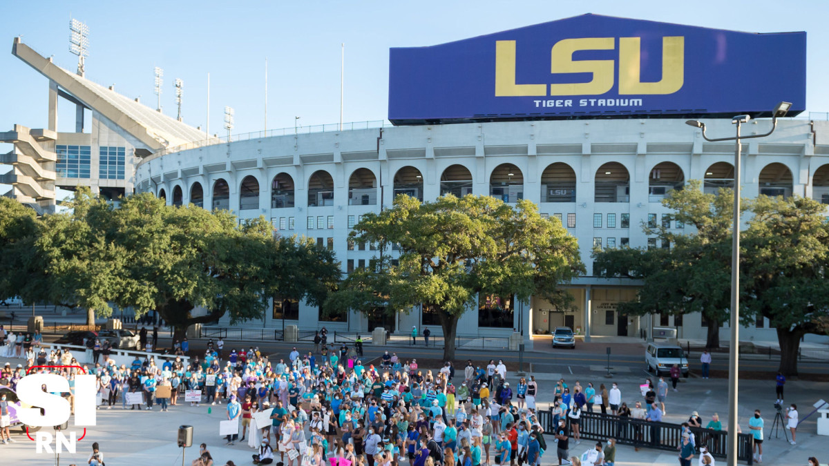 Photo of LSU's unimpressive library goes viral - Sports Illustrated