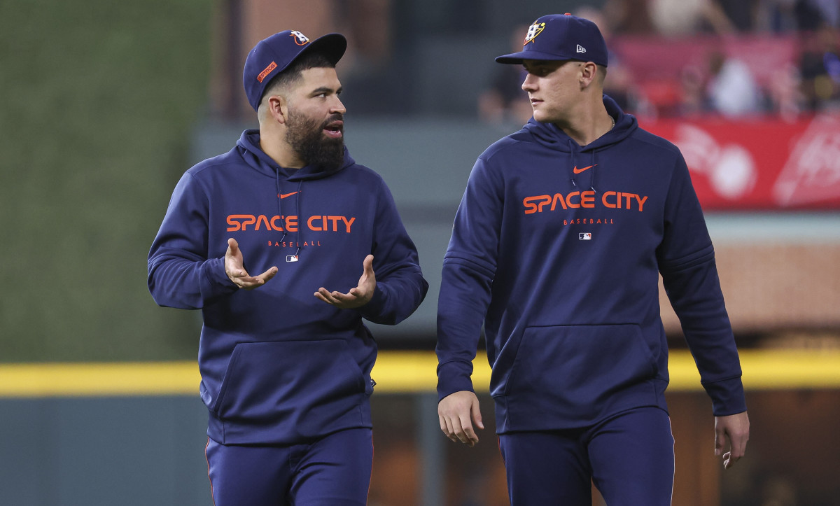 Houston Astros Receive More Bad News on Starting Pitching Situation ...