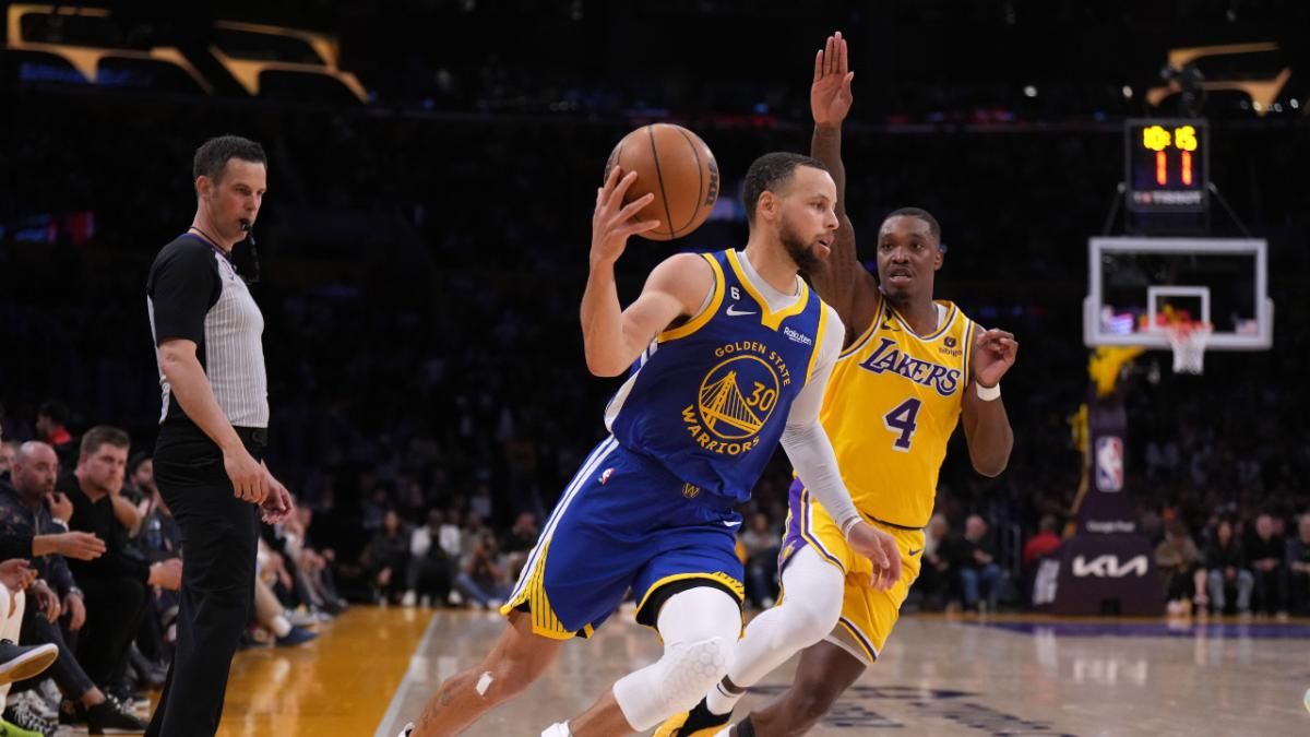Former Miami Hurricane Lonnie Walker IV Torches Warriors, Los Angeles ...