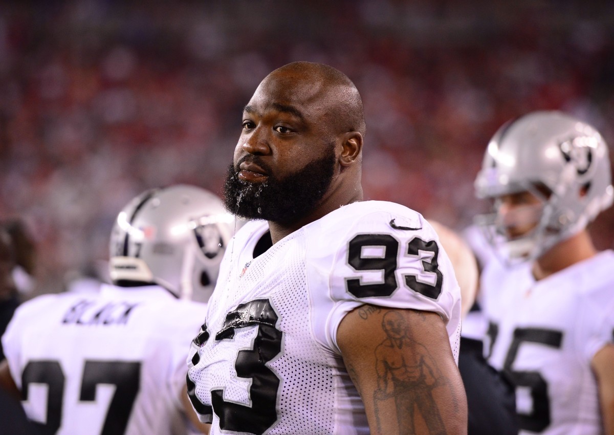 DT Tommy Kelly gave the Raiders a rush - Sports Illustrated Las Vegas ...