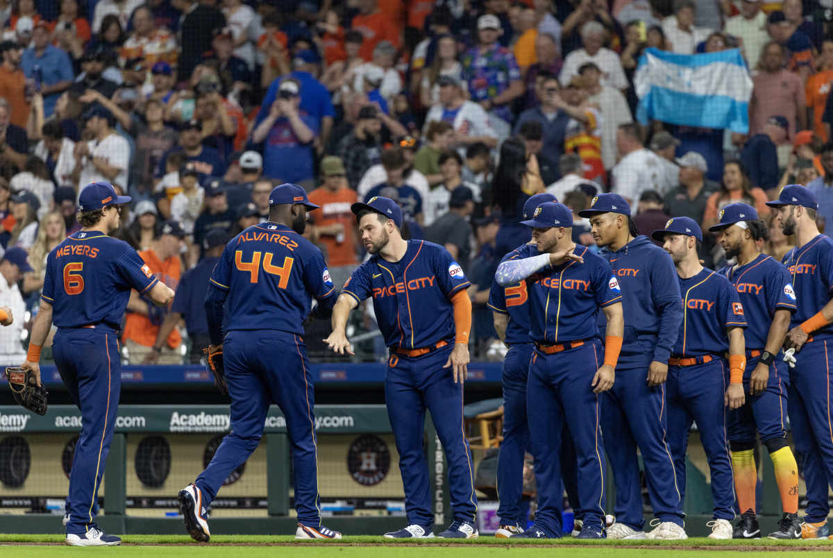 Houston Astros Face Division Winner in Early Playoff Projections ...