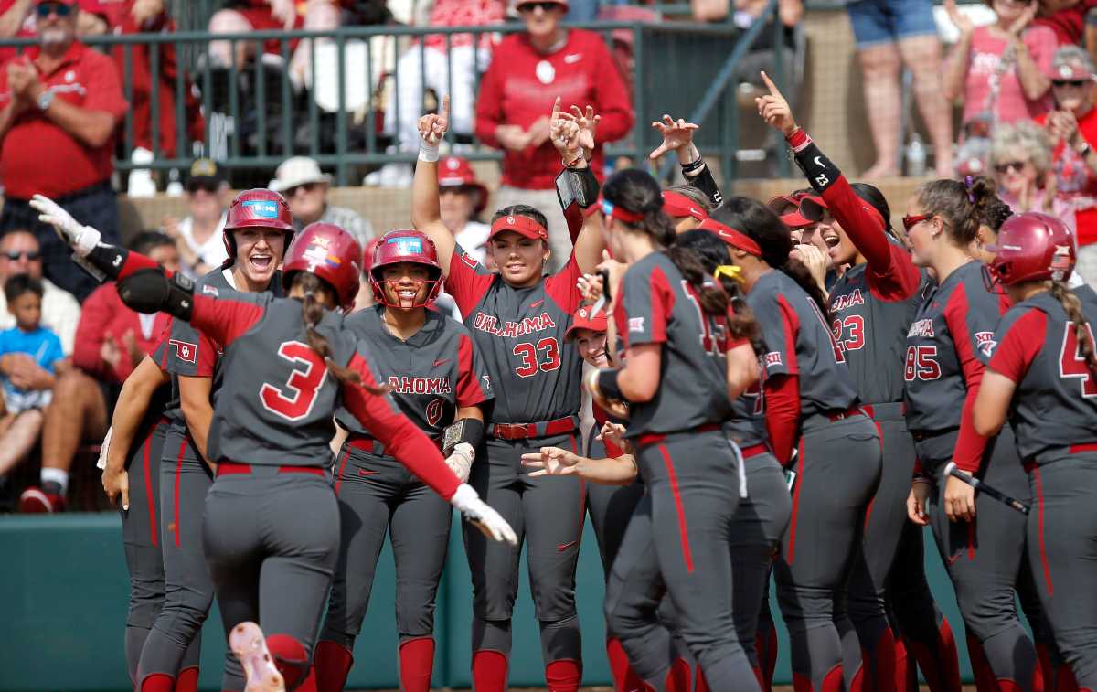 OU Softball: No. 1 Oklahoma Rips Hofstra to Open National Title Defense ...