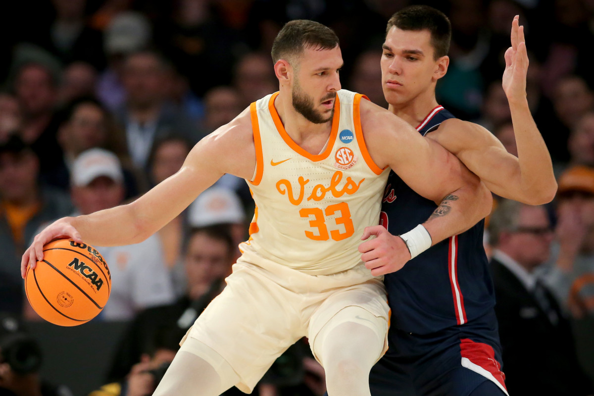 Tennessee Basketball Can Replace Uros Plavsic - Sports Illustrated ...