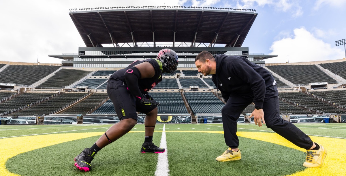 Oregon Recruiting: The Latest With Oregon and Top Offensive Line Target ...