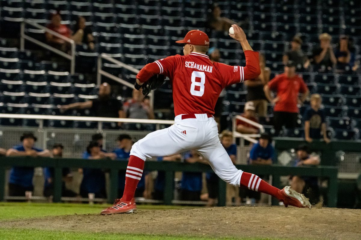 Gallery: Huskers Fall in 10th Inning to Terps - All Huskers