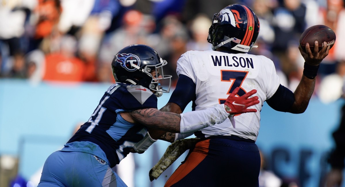 Ex-Husky Molden Returns to Good Health, Multiple NFL Assignments ...