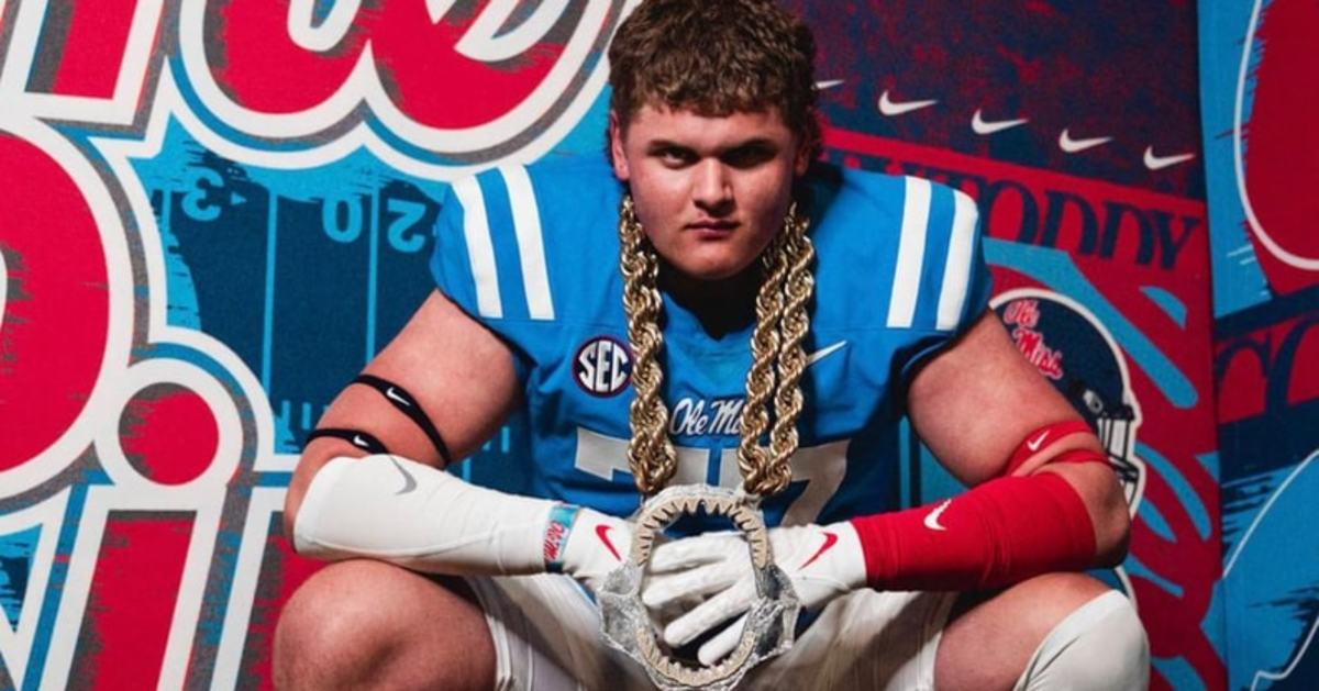 Offensive Lineman John Wayne Oliver Inks National Letter of Intent With ...